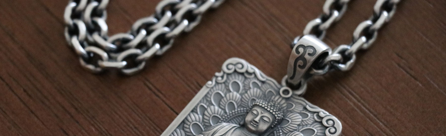 Buddha Chain Necklaces: A Durable Quality Befit a King Or Queen