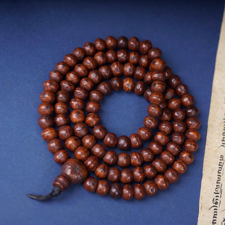 How to Use Buddhist Prayer Beads: A Guide for Meditation - Mantrapiece