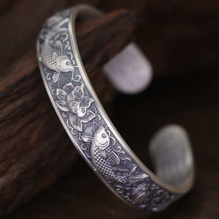 Buddhist Bangles: Auspicious Two Goldfish Fish - Silver - Mantrapiece